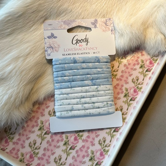 LoveShackFancy | Accessories | Loveshackfancy X Goody Seamless Elastics ...